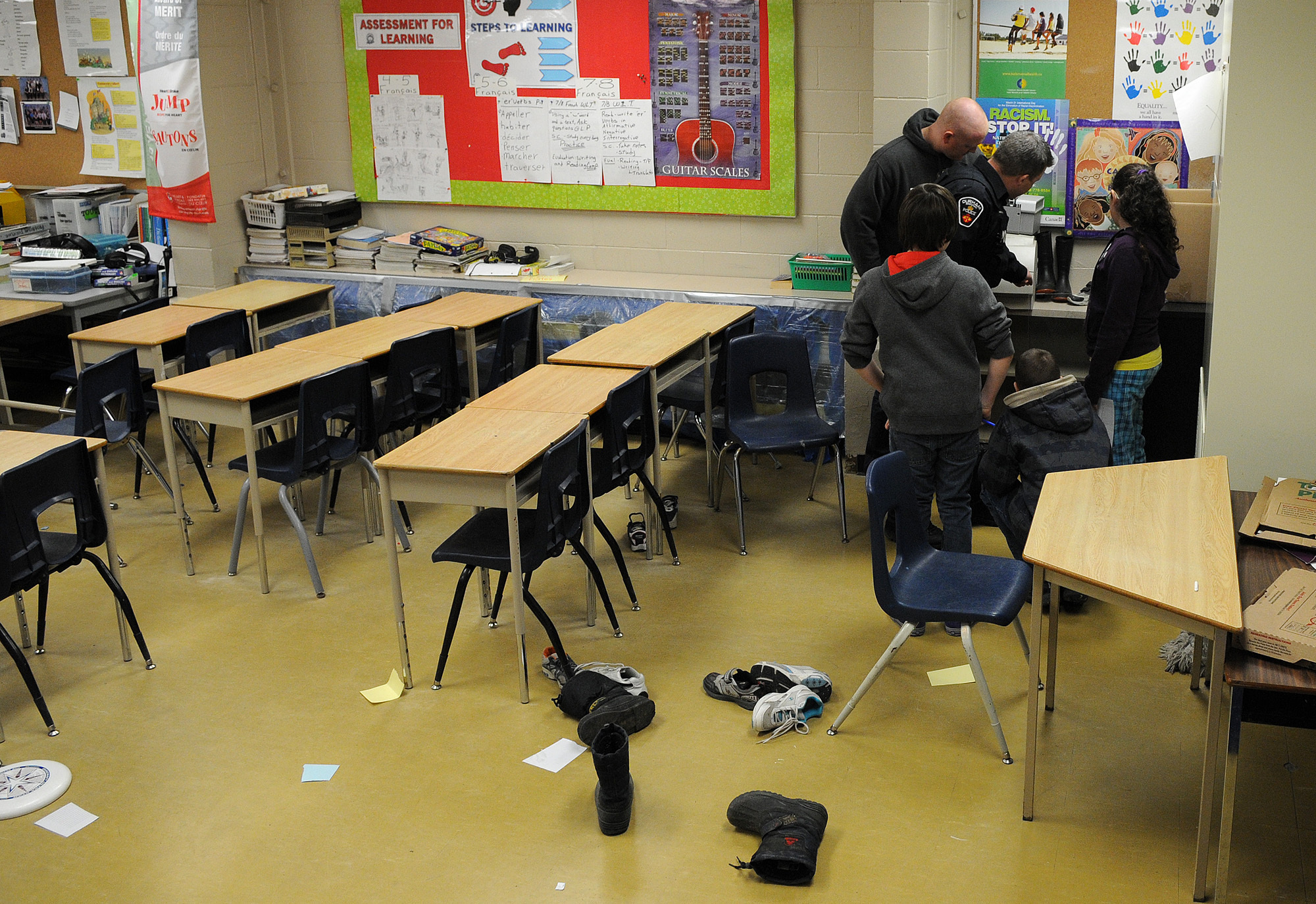 Oshawa school becomes crime scene | DurhamRegion.com